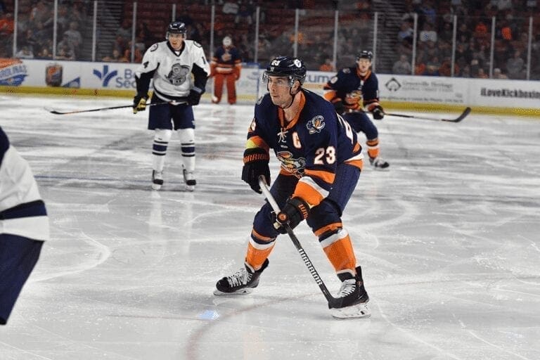 Nailers Sign Michael Pelech - Lede News