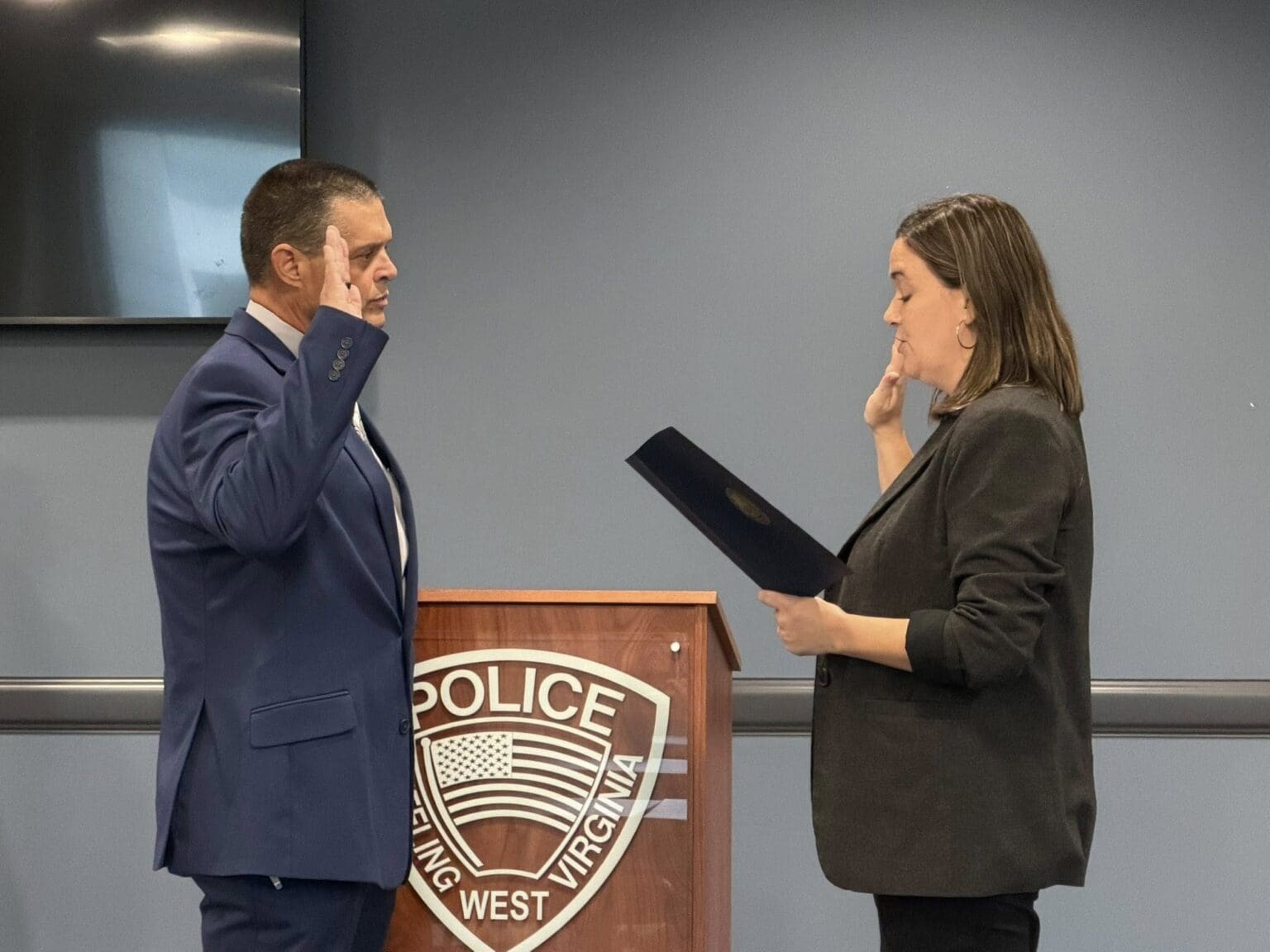 Terry Walls Sworn In as Wheeling Deputy Police Chief - Lede News