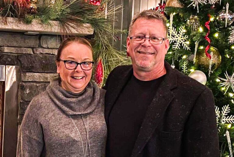 The Lee Family Celebrating 25 Years with DeFelice Bros. in Bethlehem ...